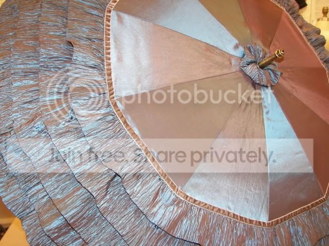 Class: Parasol presentations!: labricoleuse — LiveJournal